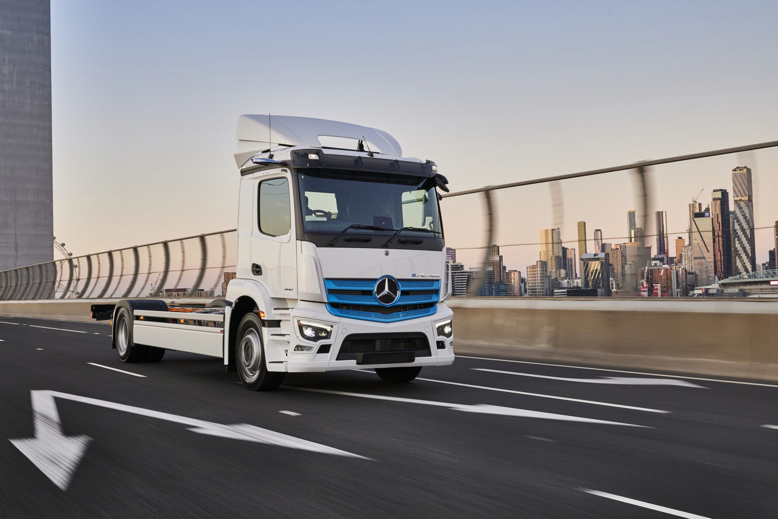 Minister Signs ADRs To Support Zero Emissions Vehicles - Heavy Vehicle ...