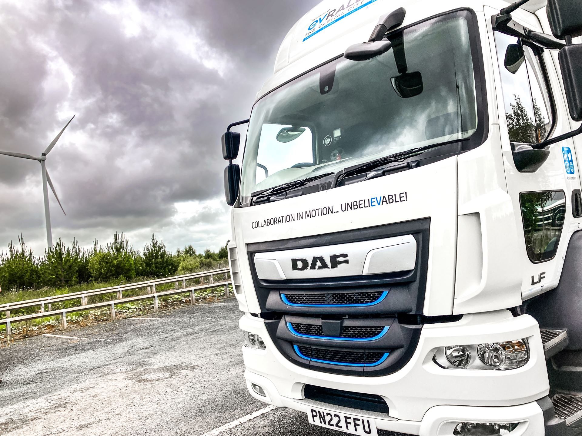 TruckShowX Offers Chance To Jump In Kenworth, DAF ZEVs - Heavy Vehicle ...