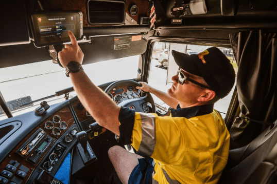 Teletrac Navman Enhances AI-Powered Dashcam Solution - Heavy Vehicle ...