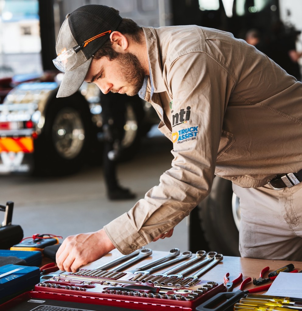 Priority Hiring Incentive Payment Extended - Heavy Vehicle Industry ...