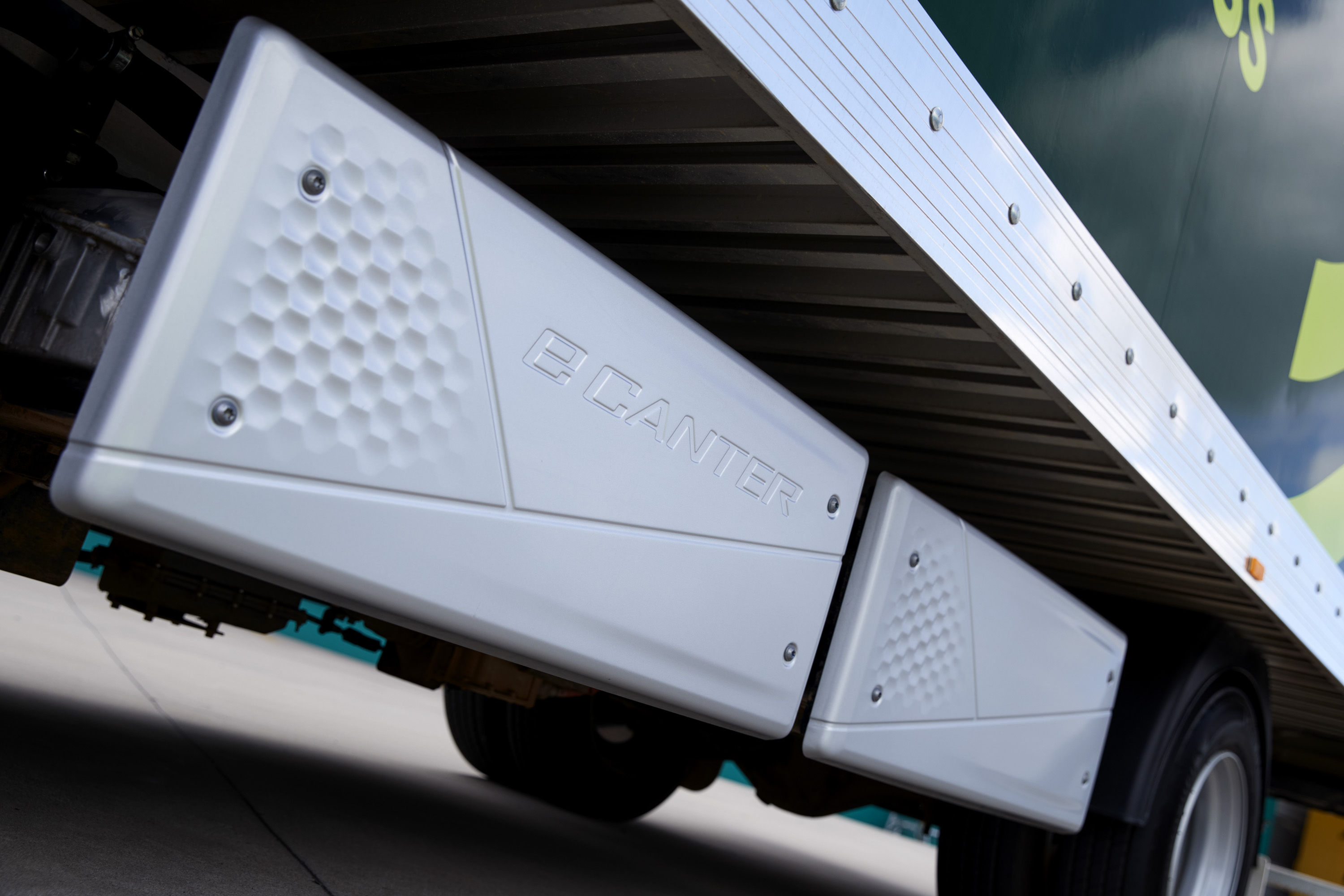 EV Training Roadshow Hits The Road - Heavy Vehicle Industry Australia